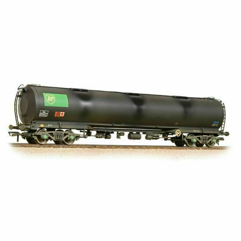 Bachmann - 100 Ton TEA Bogie Tank Wagon BP Crude Oil Heavily Weathered ...