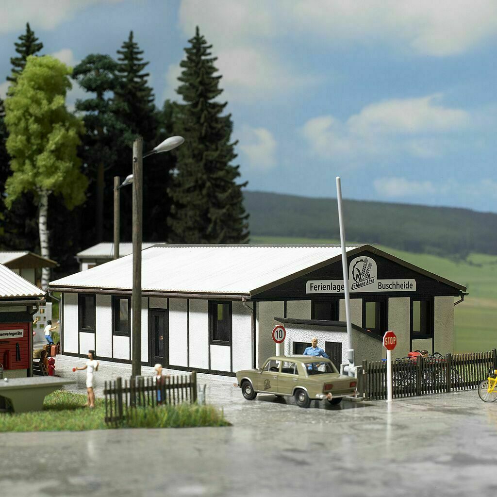 Busch - Building (1391) £31.09 from OMR